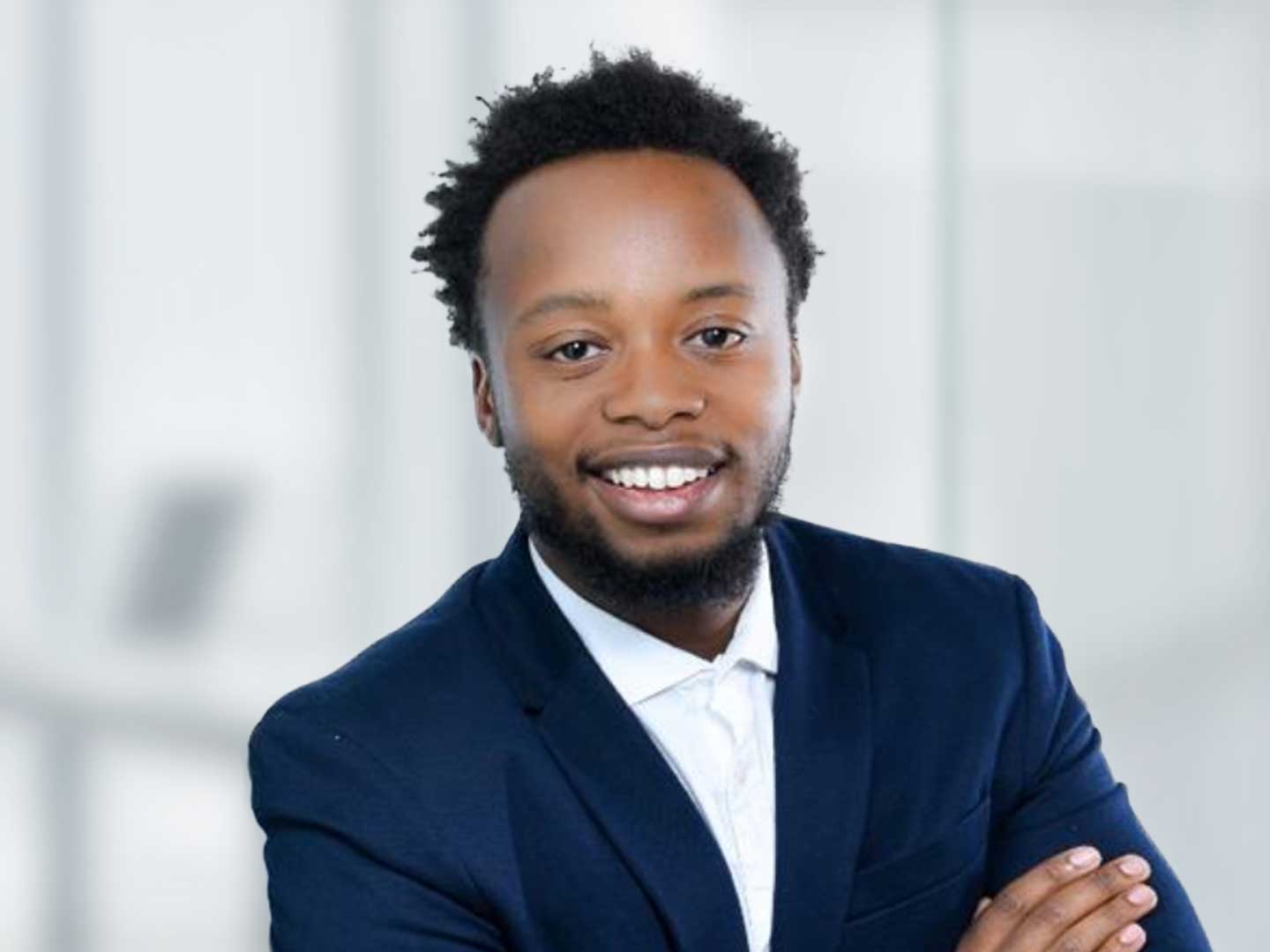 Anzuruni Kalilo - LKC Grünwald | Ihr Berater in Grünwald und München